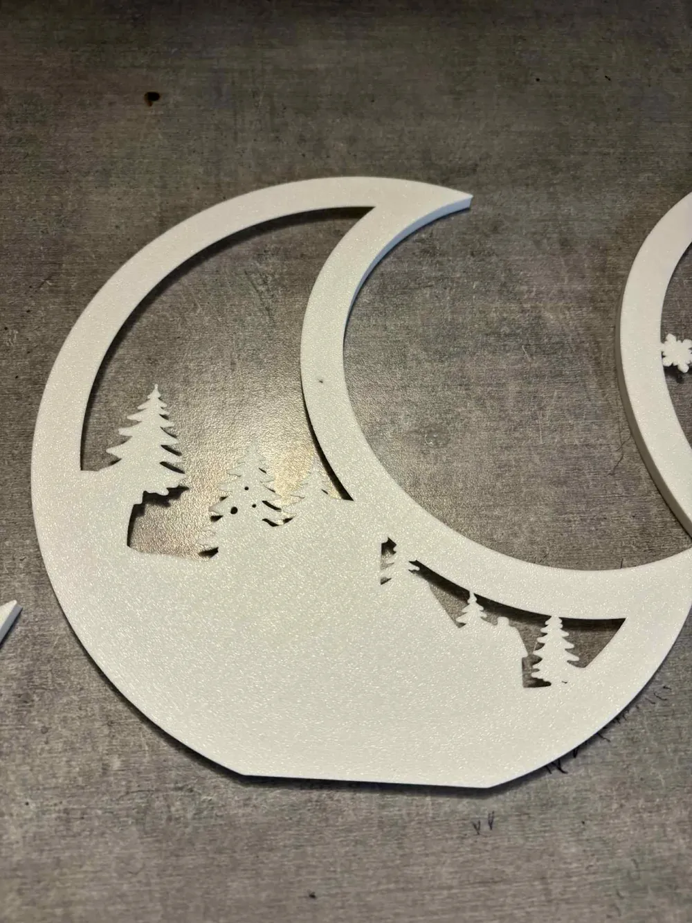 Christmas moon shadow box by tanguy MakerWorld: Download Free 3D Models