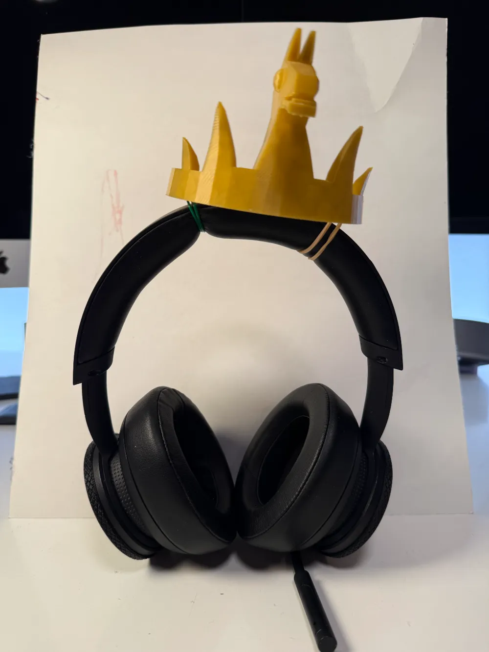 Fortnite Victory Crown for Headset - Free 3D Print Model - MakerWorld