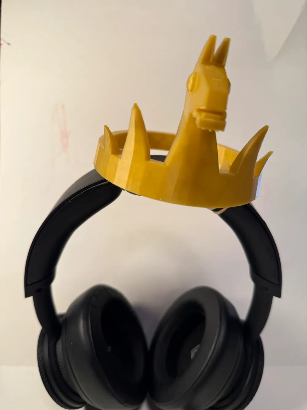 Fortnite Victory Crown for Headset - Free 3D Print Model - MakerWorld