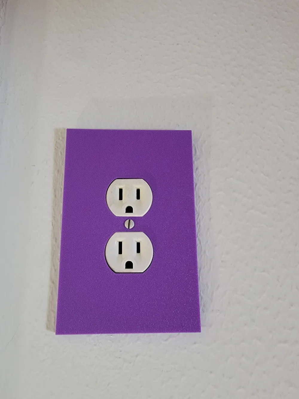 Oversized outlet cover - Free 3D Print Model - MakerWorld