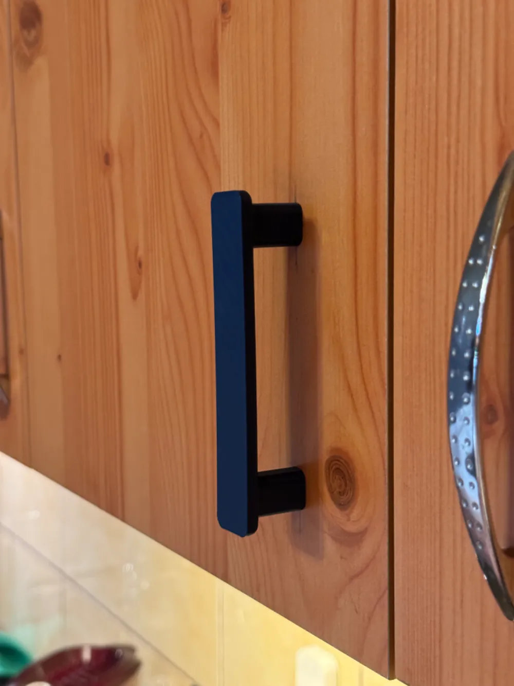 Modern Kitchen Drawer/Cabinet Handle - Free 3D Print Model - MakerWorld