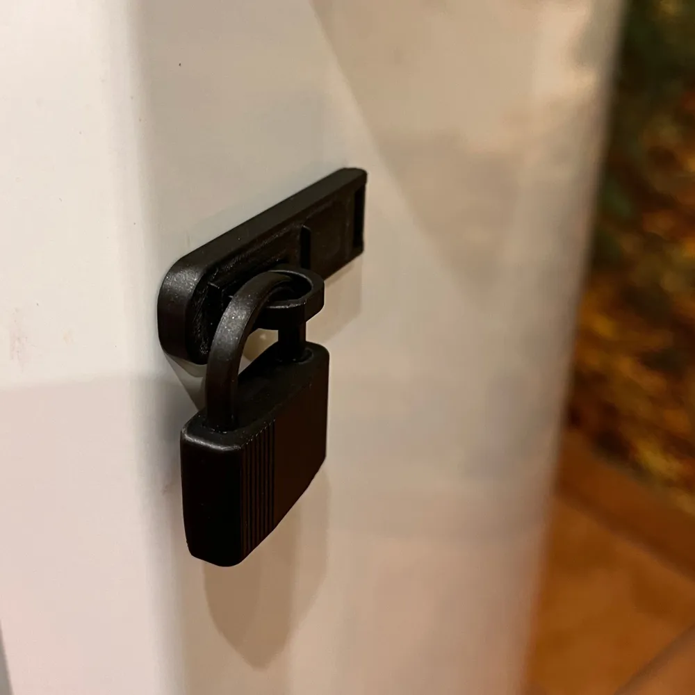 Fridge Lock - Fridge Magnets by anneckMakerWorld: Download Free 3D Models