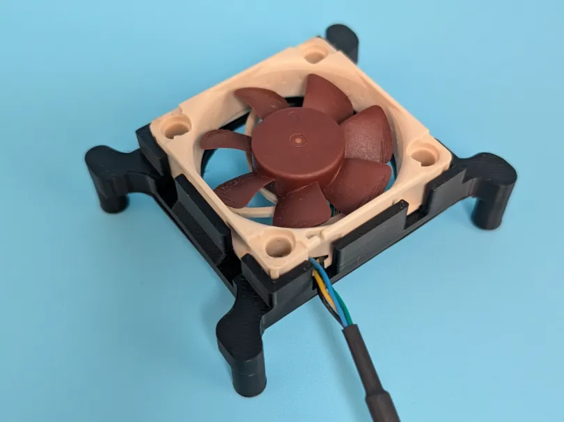 Raspberry Pi 4 Noctua 40mm Fan Mount Bracket by RisingAngelMakerWorld ...