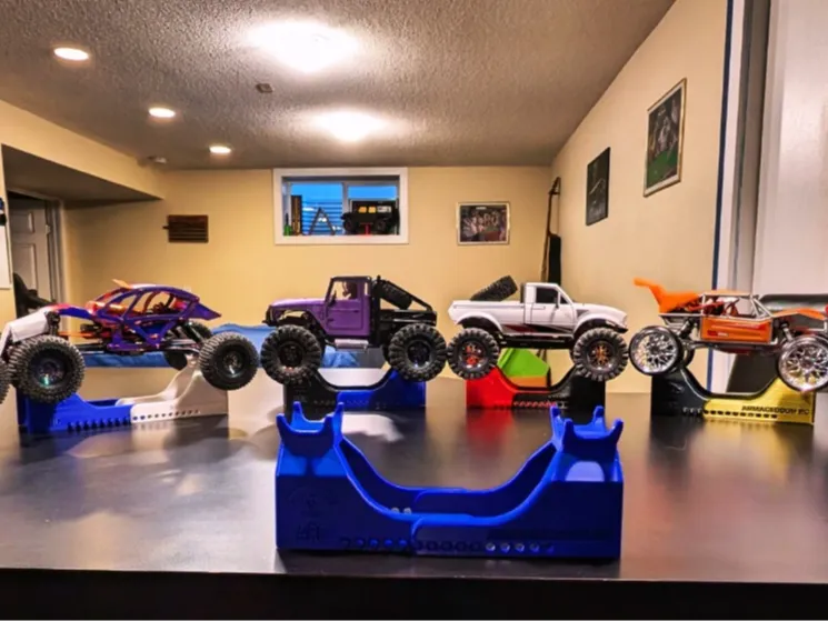 Free Adjustable RC Display Stand 1/18 1/24 by ArmageddonRC MakerWorld ...