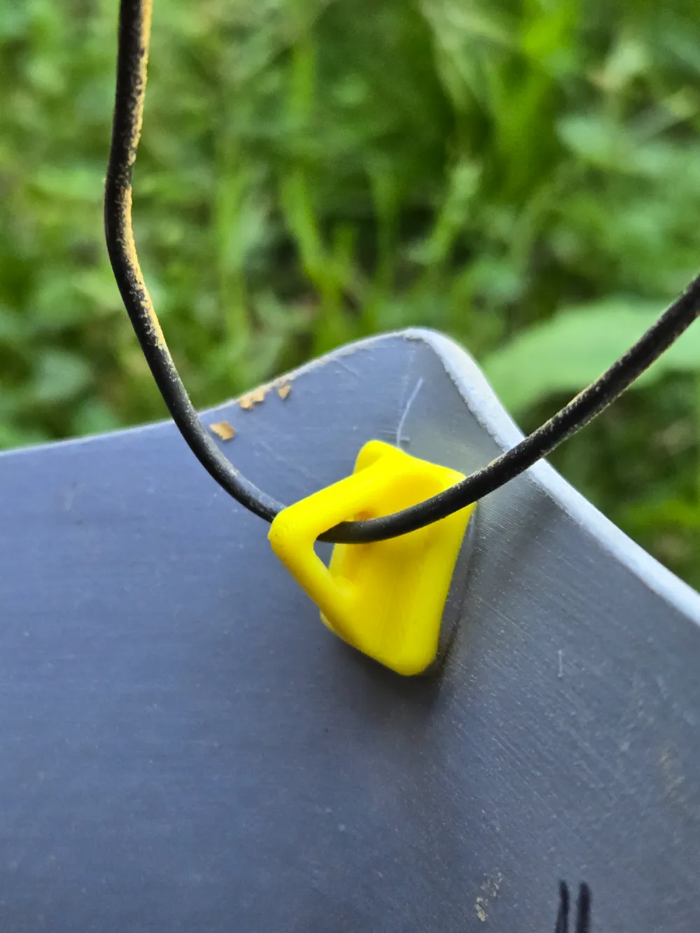 Strong Temporary Mount - Hot Glue Safe by Sad Astro - MakerWorld