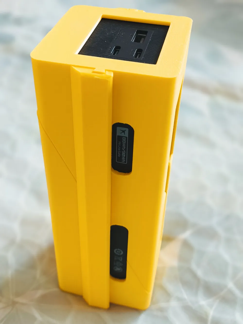 V2 Transformer Bumblebee CUKTECH 20 Power Bank (Energy Stick ...