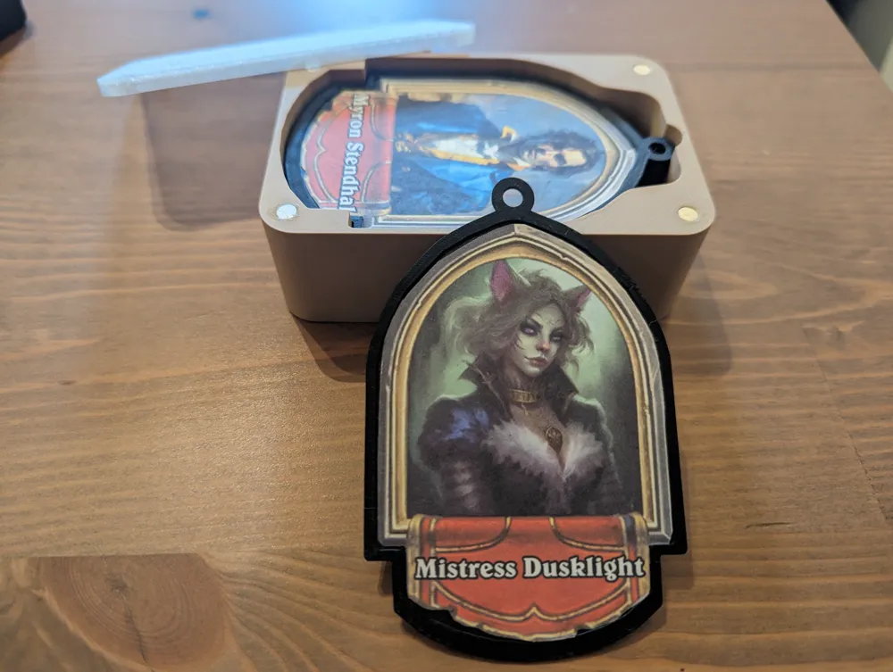 DnD/Hearthstone Character Portrait Holder with Box by iskimo - MakerWorld