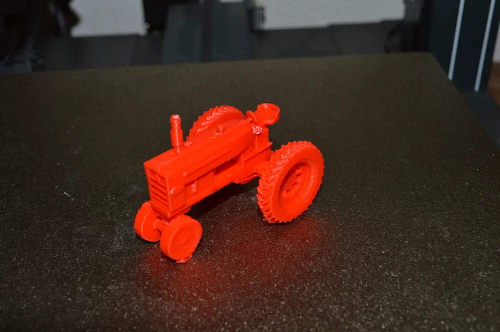 farmall 560 tractor by 47 MakerWorld: Download Free 3D Models