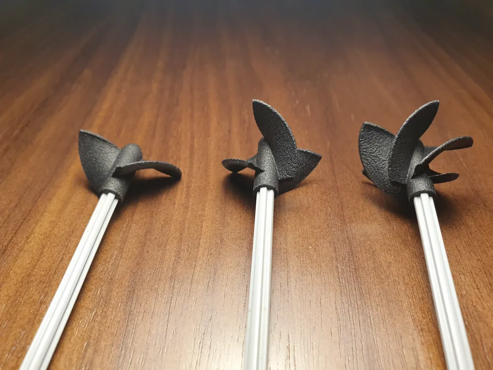 Legos boat propeller fitting on Legos technic axle by Lucas-Dynamics ...