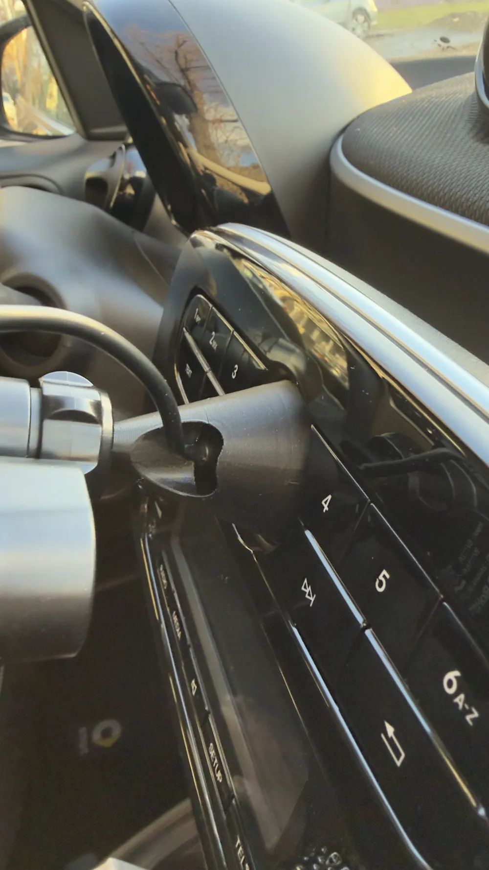 Smart- ForTwo/ ForFour Navigation Mount - Free 3D Print Model - MakerWorld