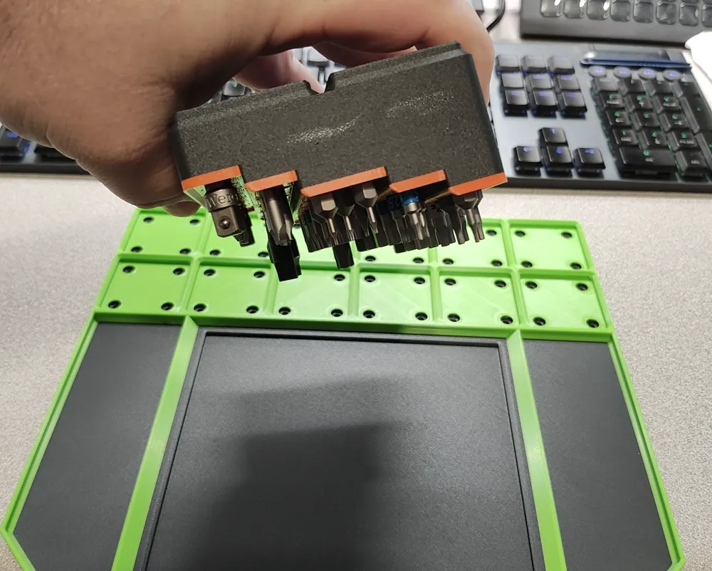 Bit Tray - Hex Bits (1/4") - Gridfinity by KrazyKajunTX - MakerWorld