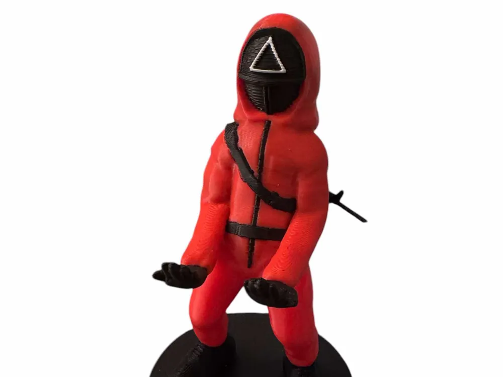 Squid Game Triangle Soldier PS5 Stand Controller by Derek 3D Printing ...