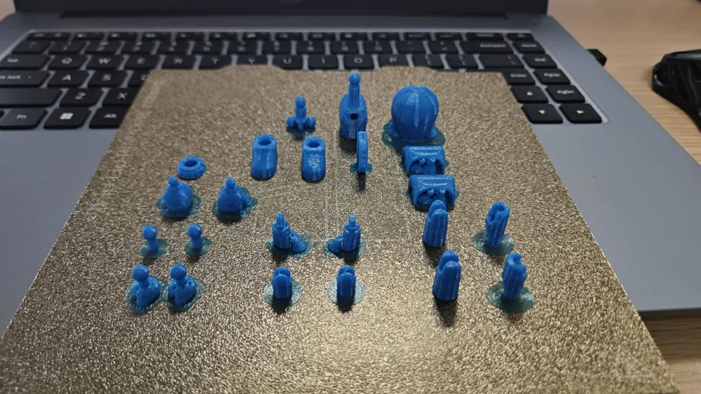 Snubbull-like humanoid brick figure by PLAYINGFORSOUL MakerWorld ...