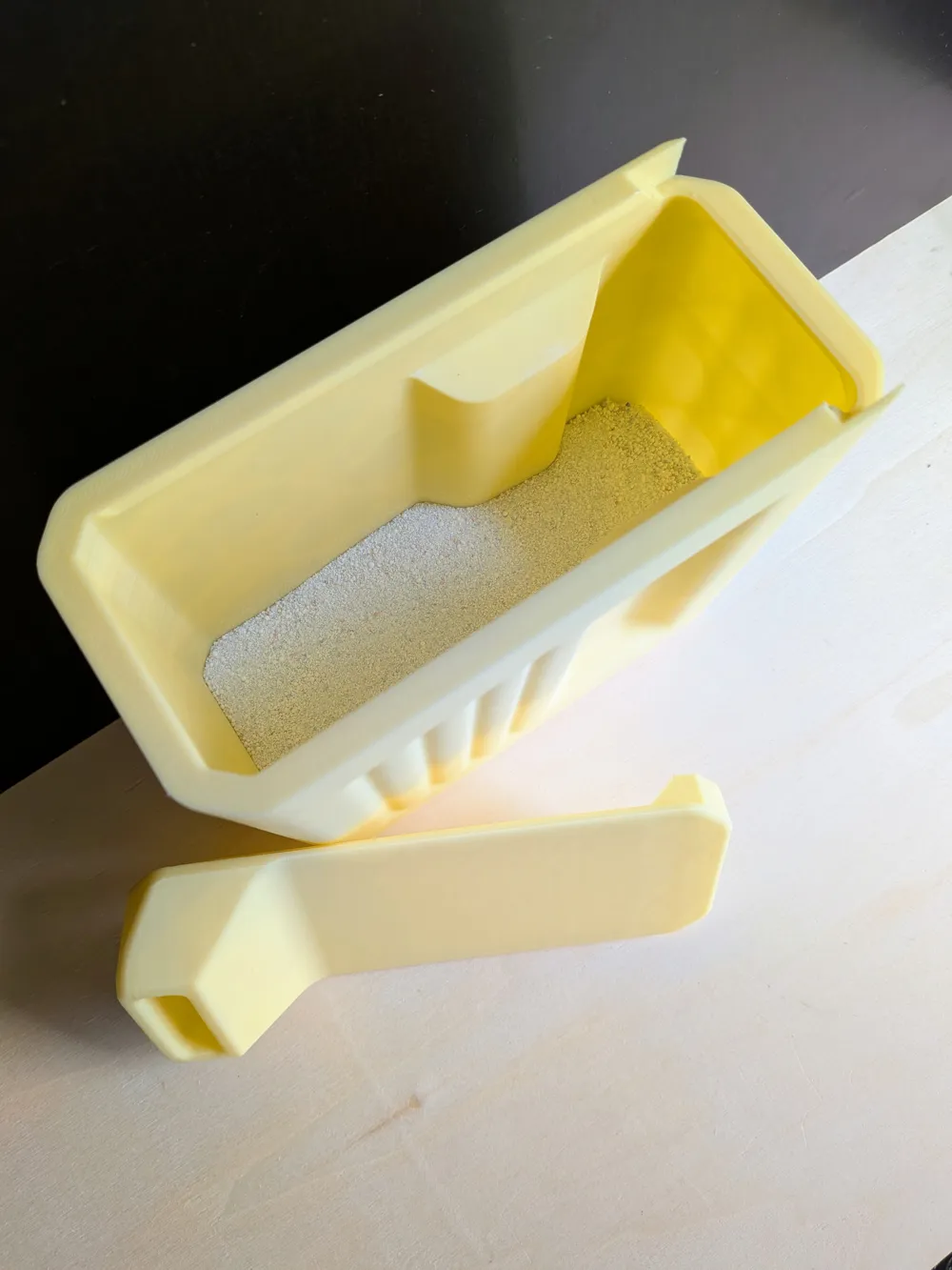 Powder Storage Box with Handle by FreddyA1 MakerWorld: Download Free 3D ...