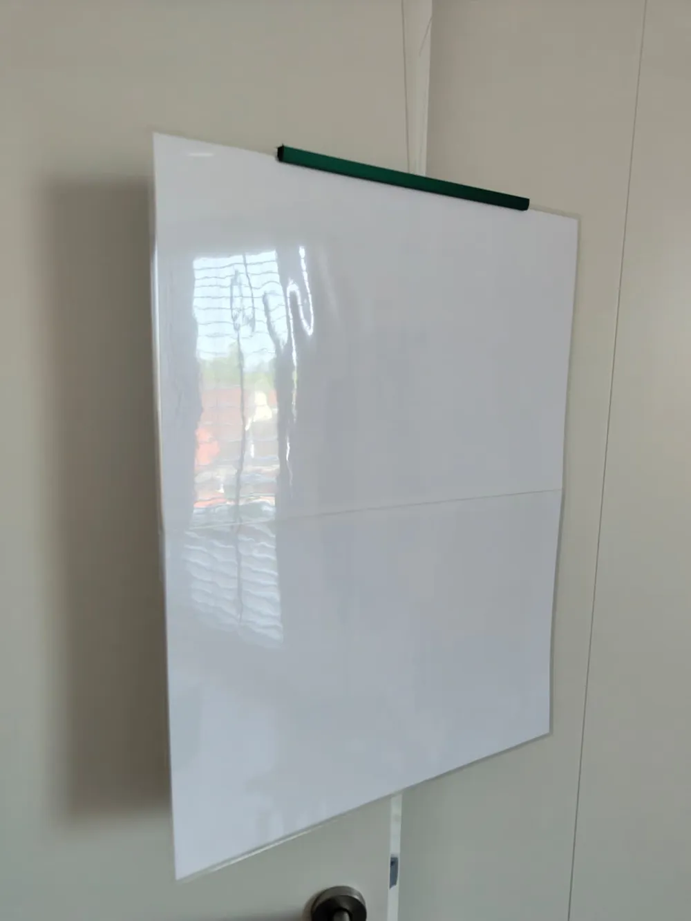 Clamping Rail / Poster Holder - Free 3D Print Model - MakerWorld