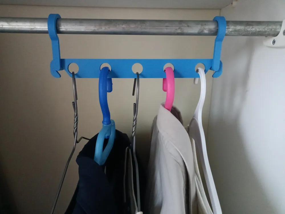 Compact Hanger - Free 3D Print Model - MakerWorld