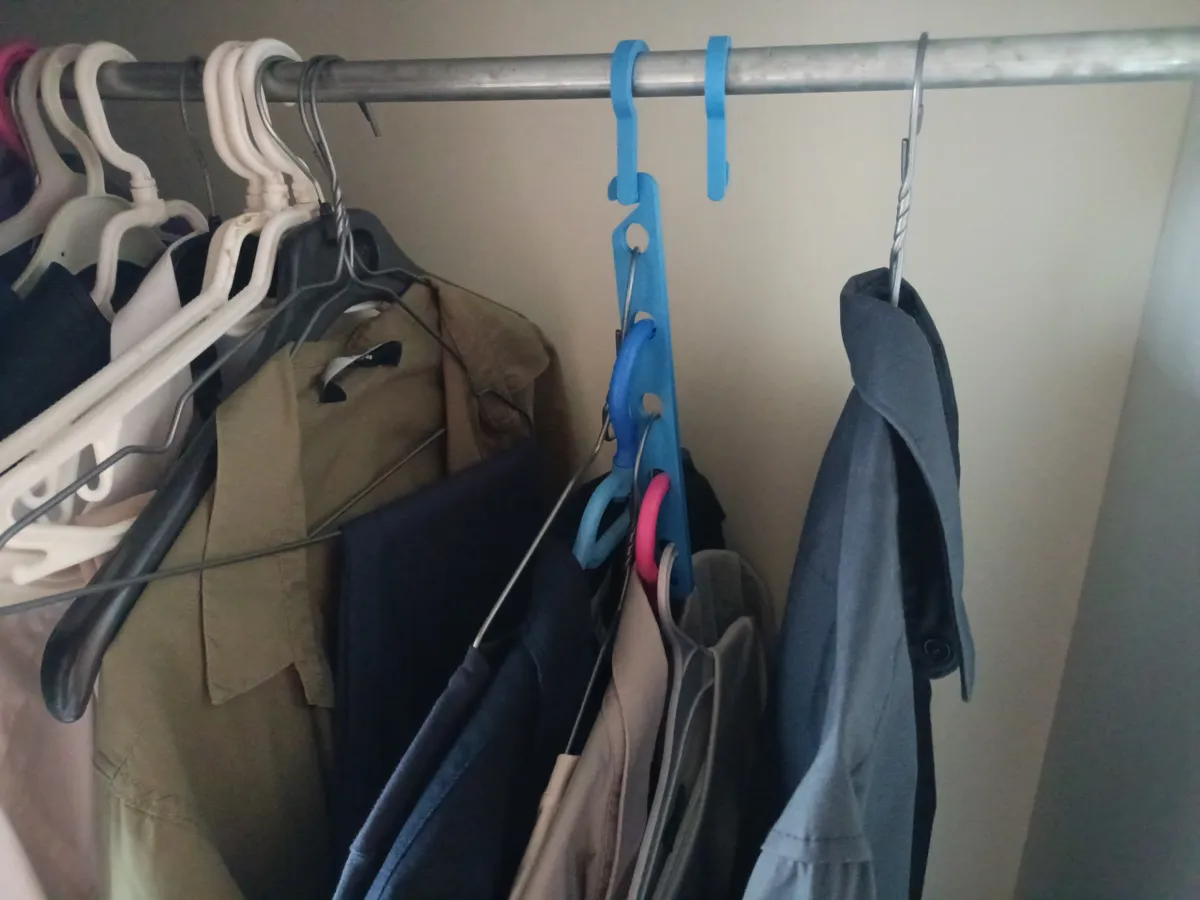 Compact Hanger - Free 3D Print Model - MakerWorld