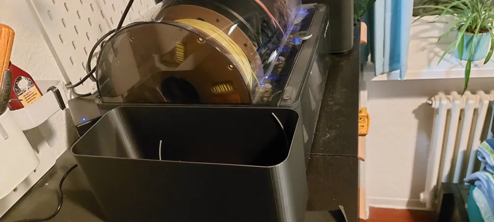 Filament Poop Bucket by szczamburapeter - MakerWorld