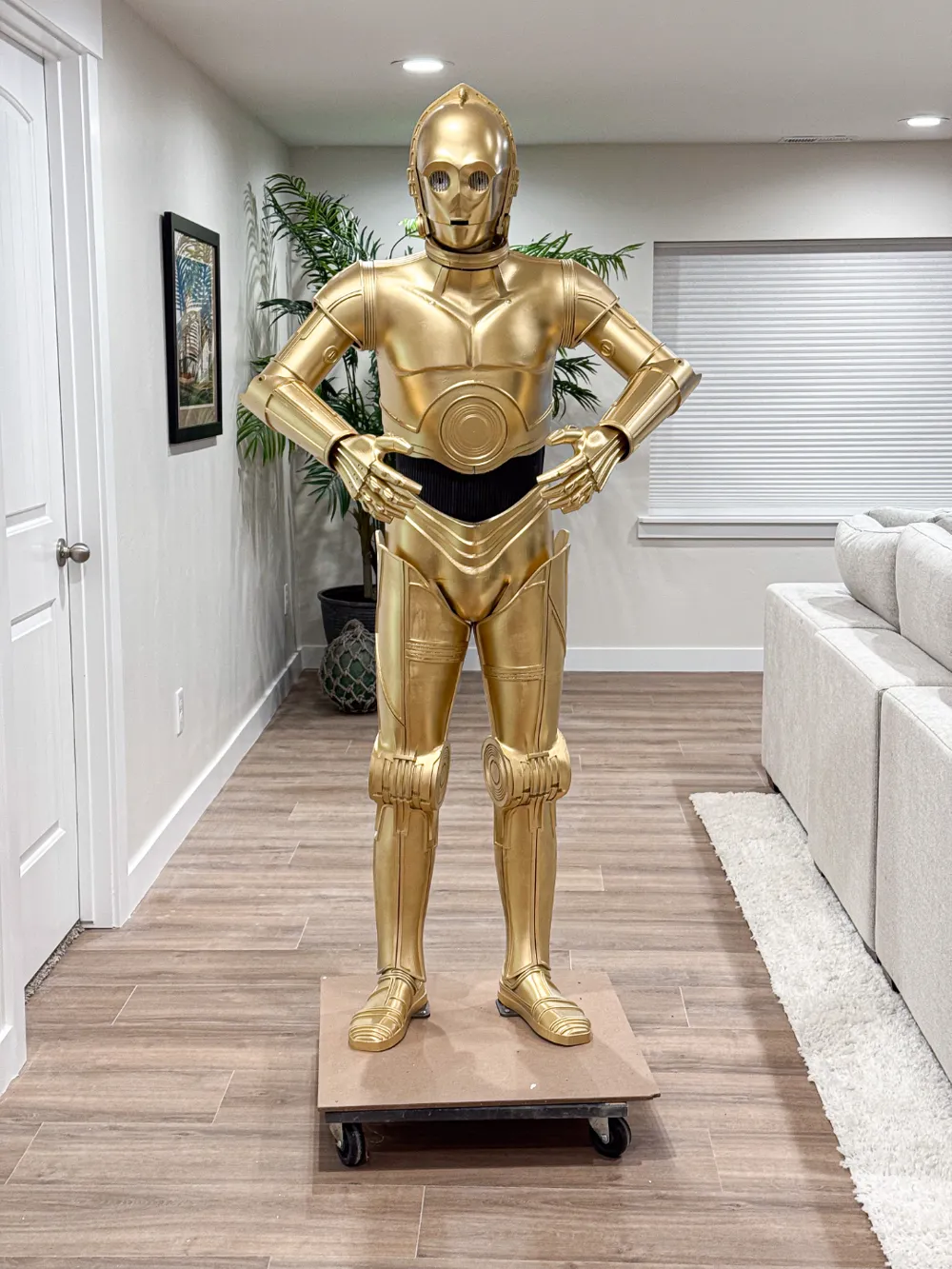 C-3PO Torso Remixed by BrianM801 MakerWorld: Download Free 3D Models