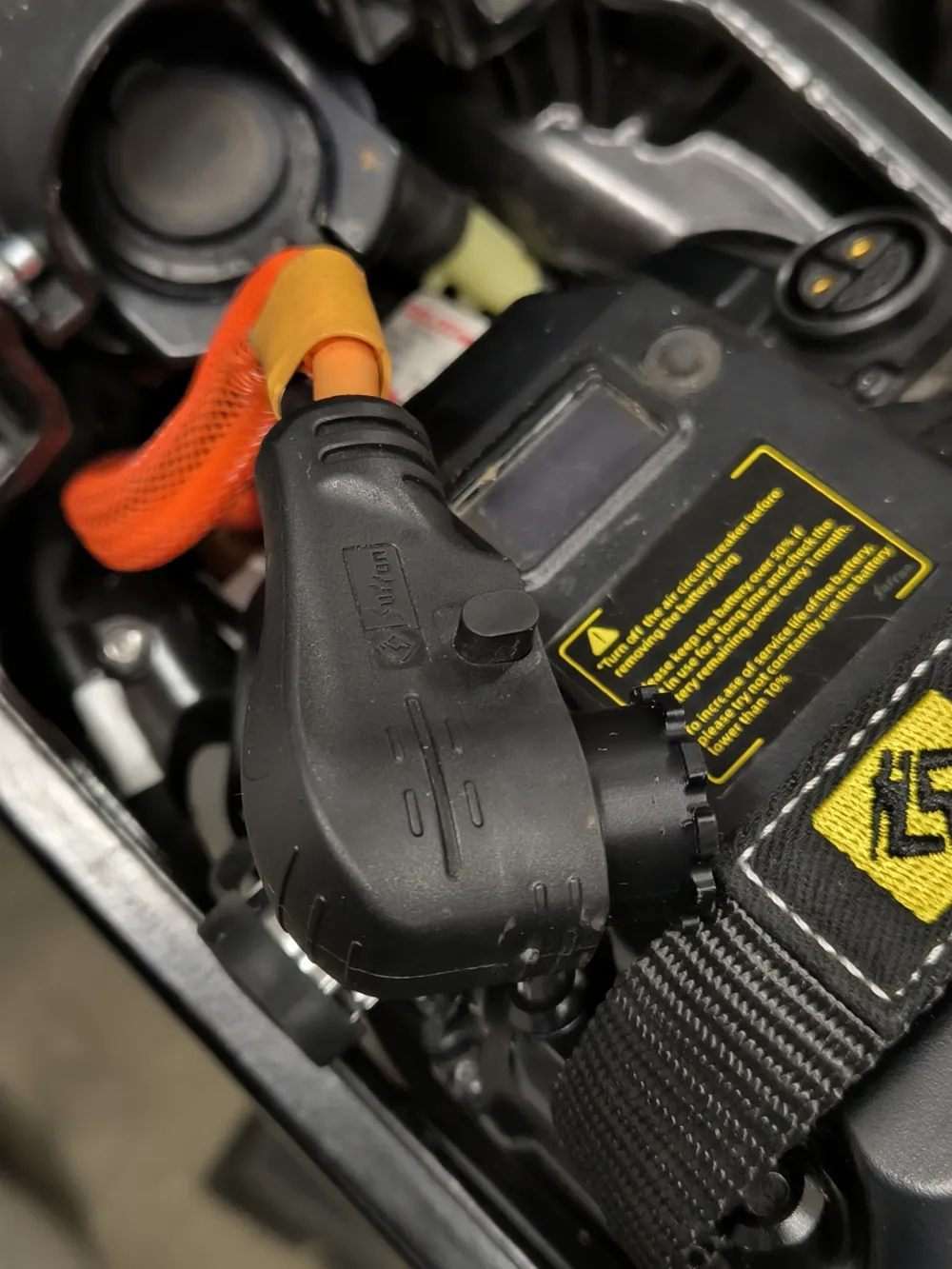 SURRON Light Bee battery connector cap - Free 3D Print Model - MakerWorld