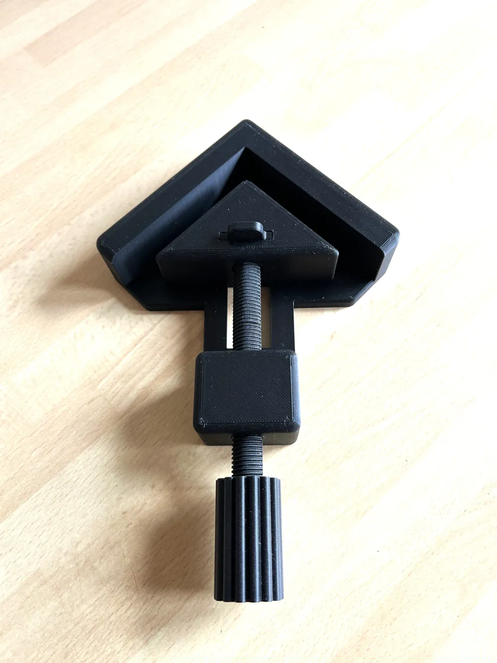 Angle Clamp Fully 3D Printed No Hardware - Free 3D Print Model - MakerWorld