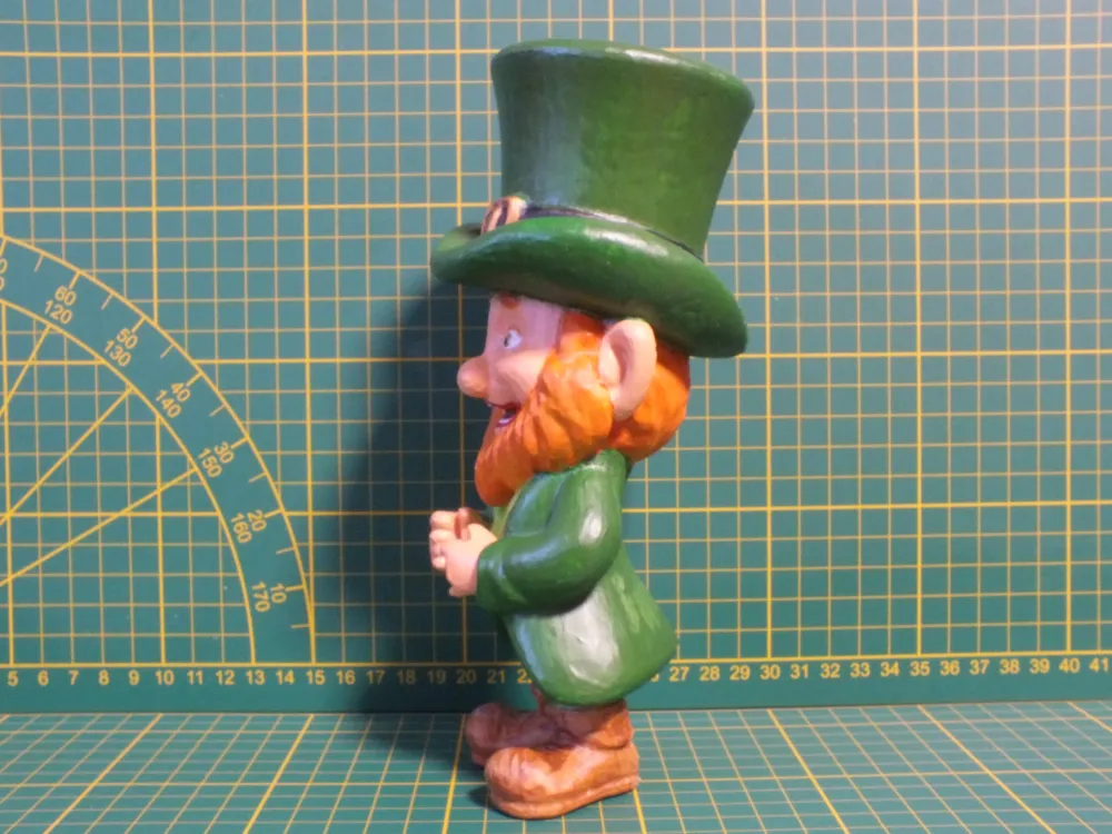 Leprechaun - Irish Gnome - Shamrock Coin Gnome by 3-Dr. Lighthouse ...