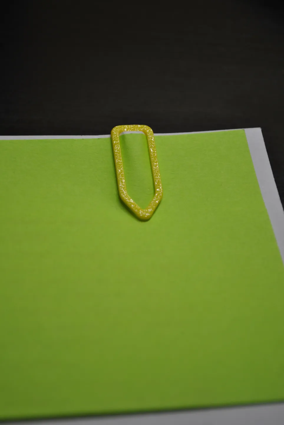 Simple Paper Clip by Chamomile_3D - MakerWorld