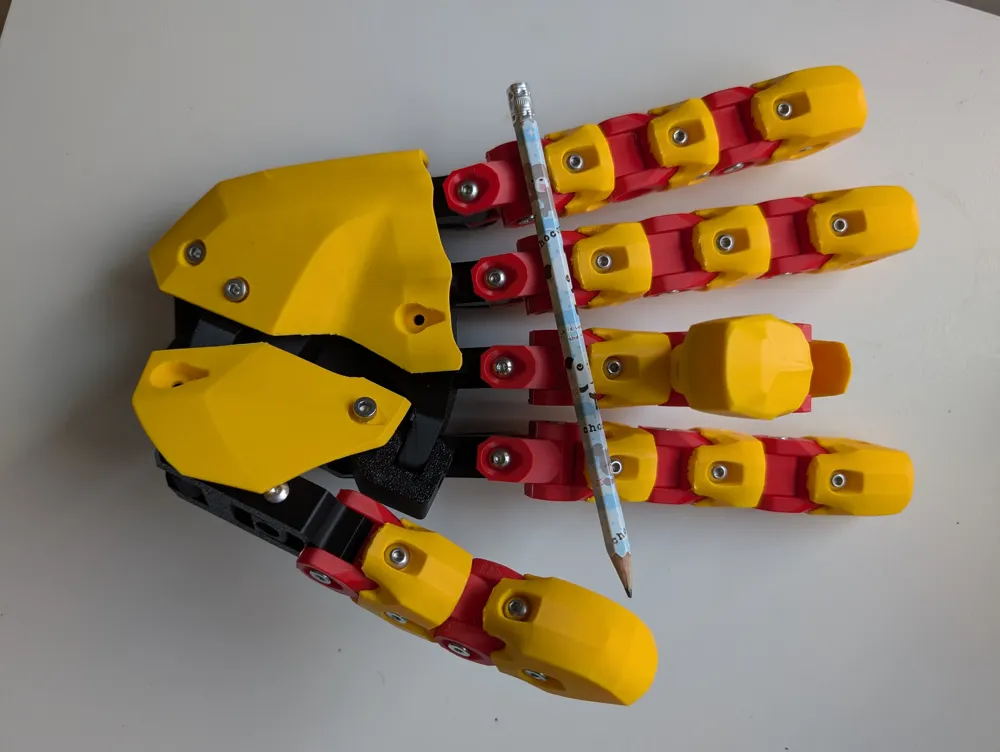 Poseable Robotic Arm - Free 3D Print Model - MakerWorld