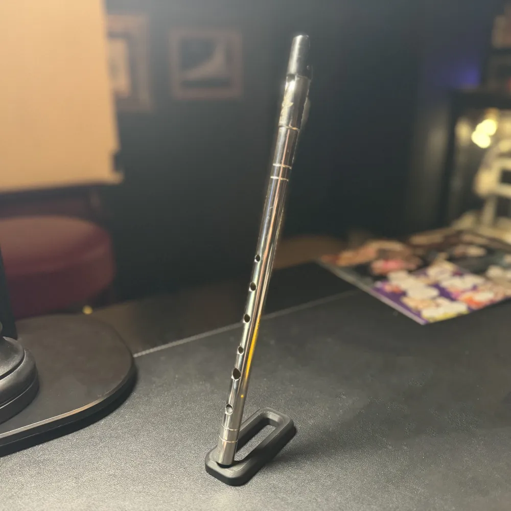 Tin Whistle Stand by strongIndustries - MakerWorld