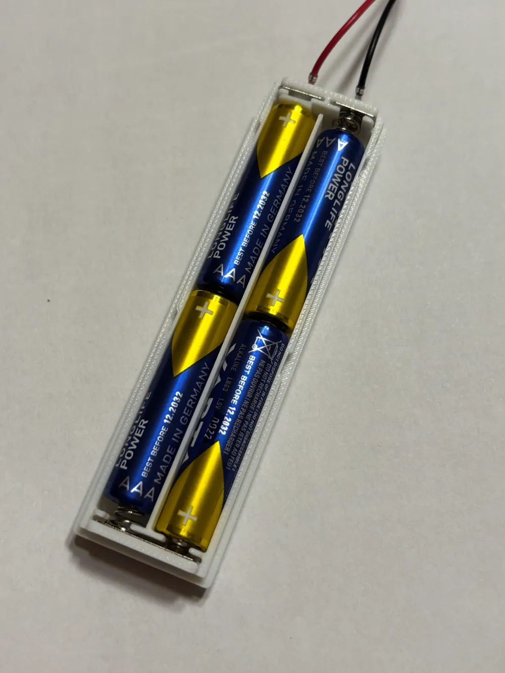 Battery Holder for Maker's Beginner Kit - Free 3D Print Model - MakerWorld