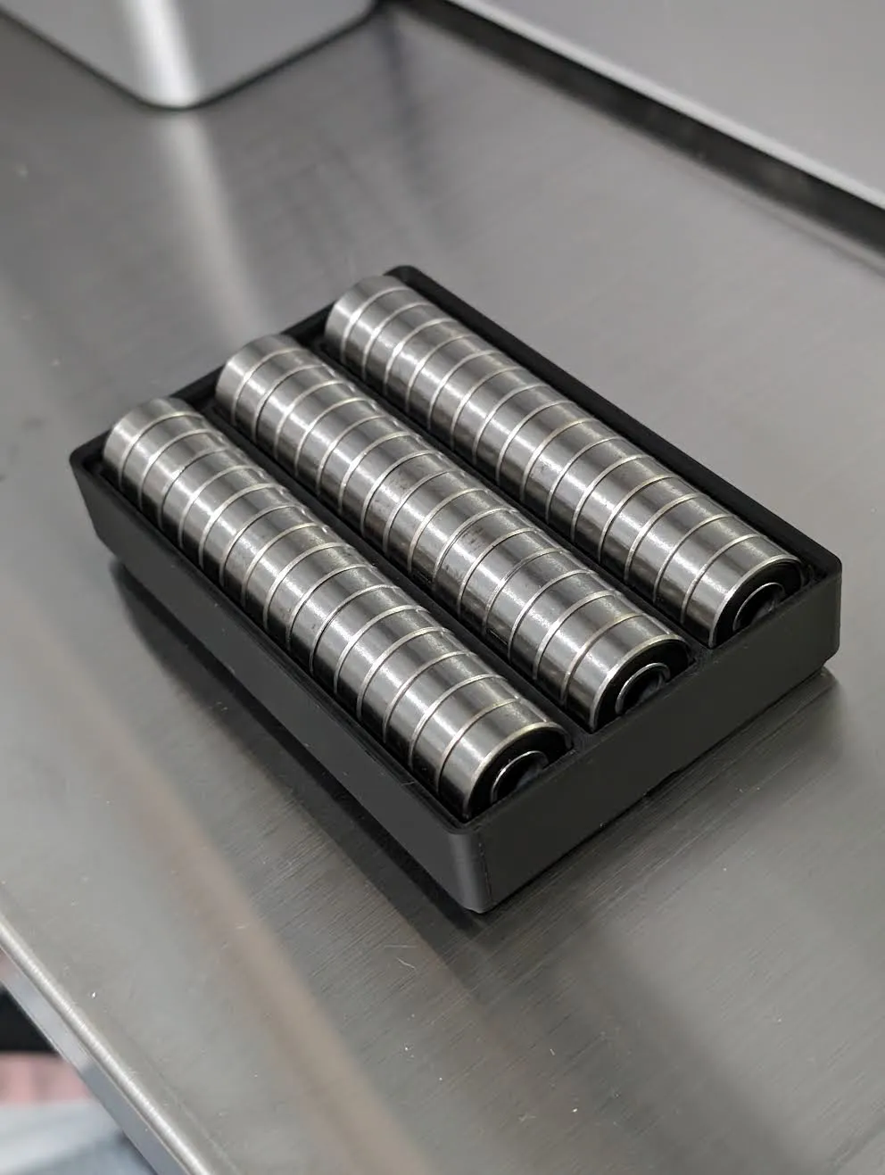 Gridfinity 608 Bearing Tray - 48 bearings by Shenaniganz - MakerWorld