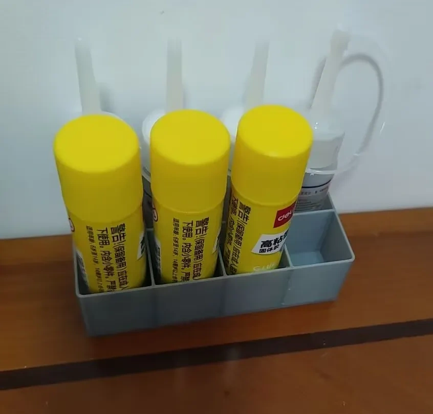 Gridded Storage Box for Glue Sticks by 若 - MakerWorld