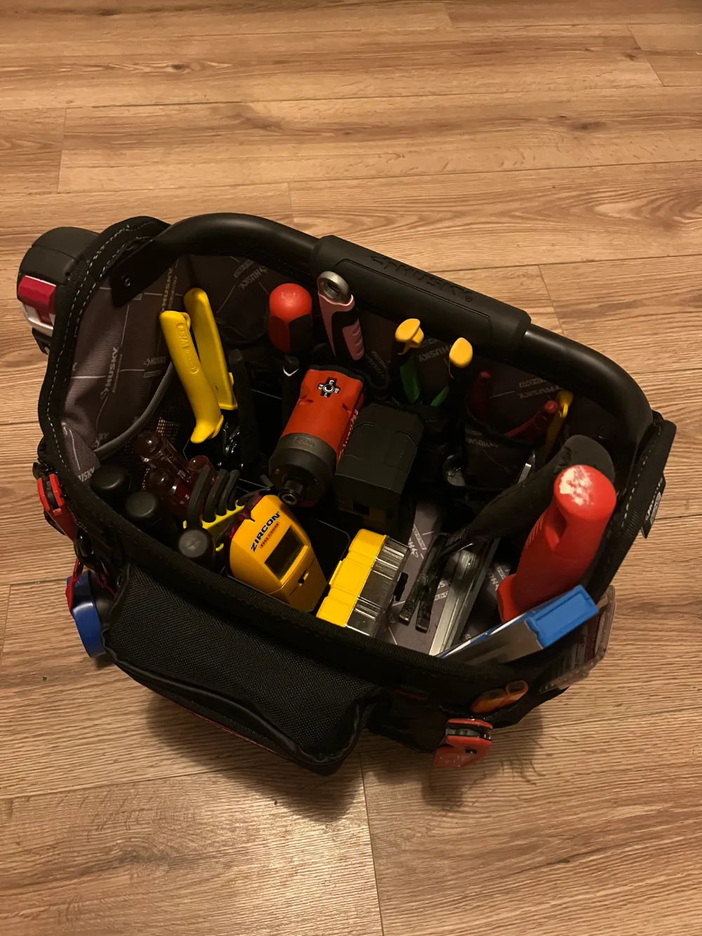 Husky Build Out Tool Tote Organizer Bins - Free 3D Print Model - MakerWorld