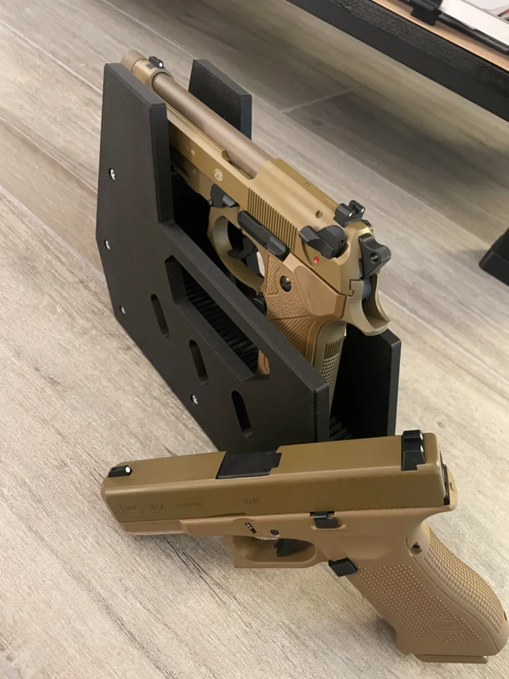 Modular pistol/gun rack (Glock, S&W, Sig, Ruger) by T.giovanzana ...
