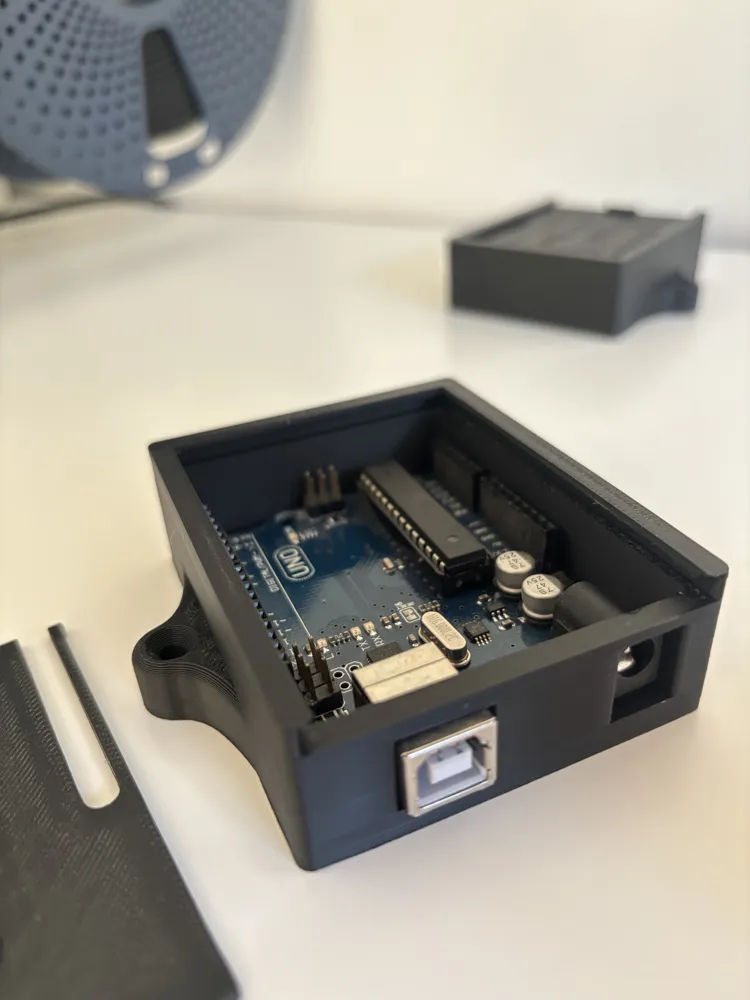 Arduino Uno Case by Szamot MakerWorld: Download Free 3D Models