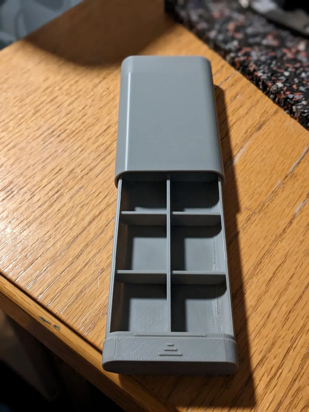 Pill box compact and simple - Free 3D Print Model - MakerWorld