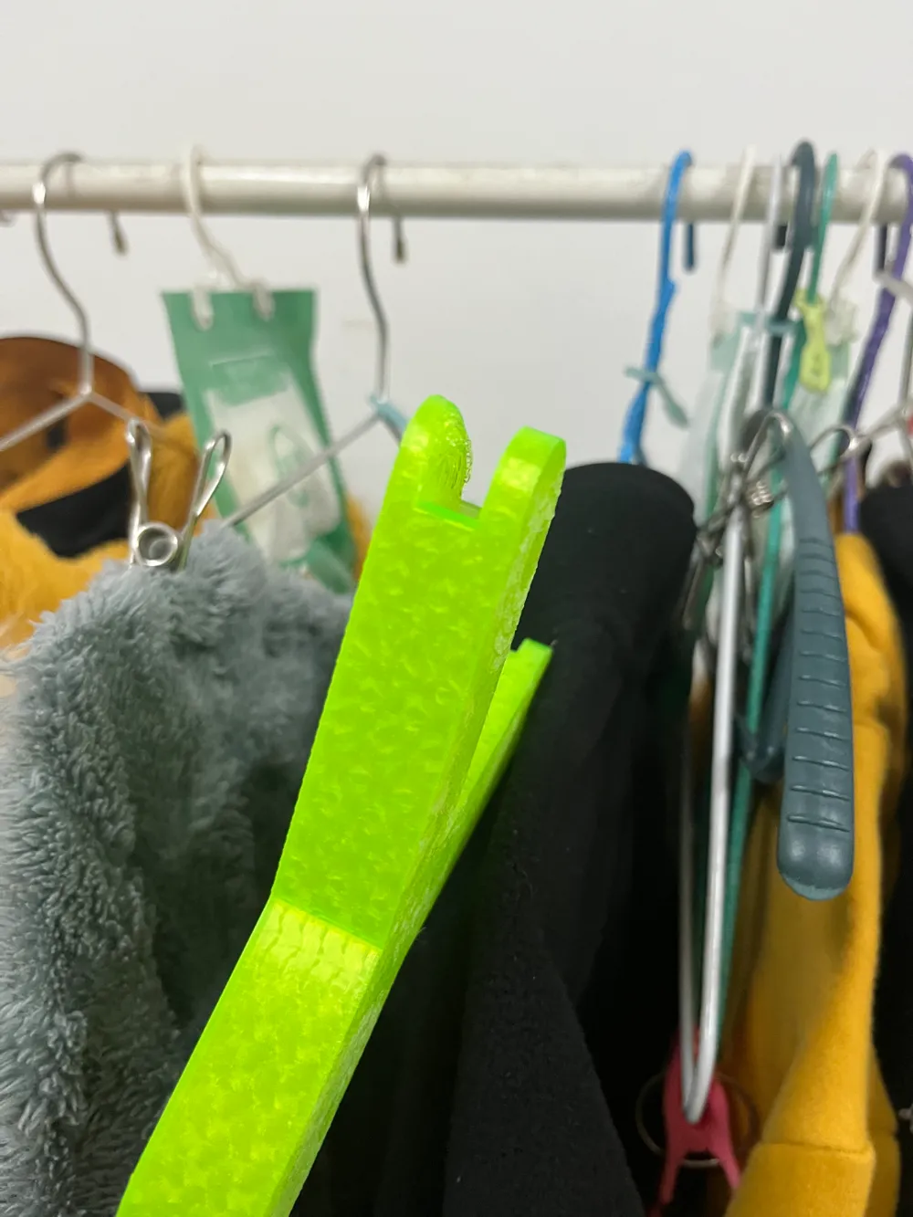 Clothes Hanger Strut Head by TK-TANGMakerWorld: Download Free 3D Models
