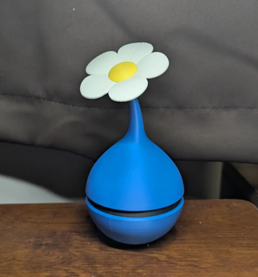 Blue Pikmin Pokeball by saiek MakerWorld: Download Free 3D Models