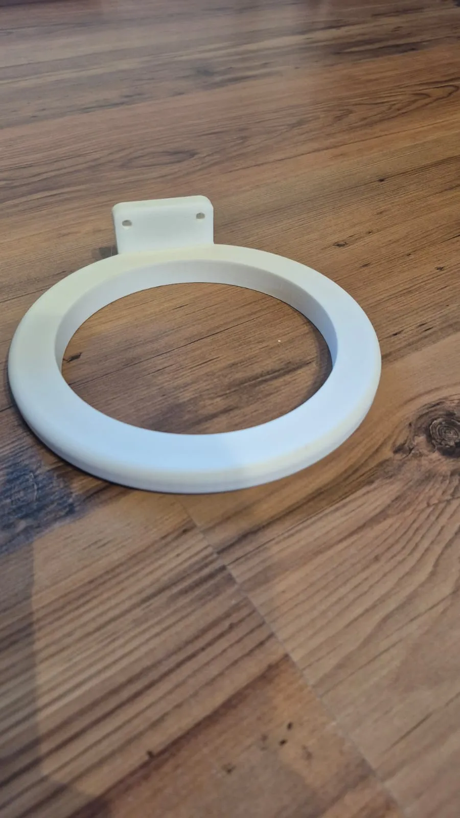 Mini Basketball Hoop 18 cm by 18 cm - Free 3D Print Model - MakerWorld