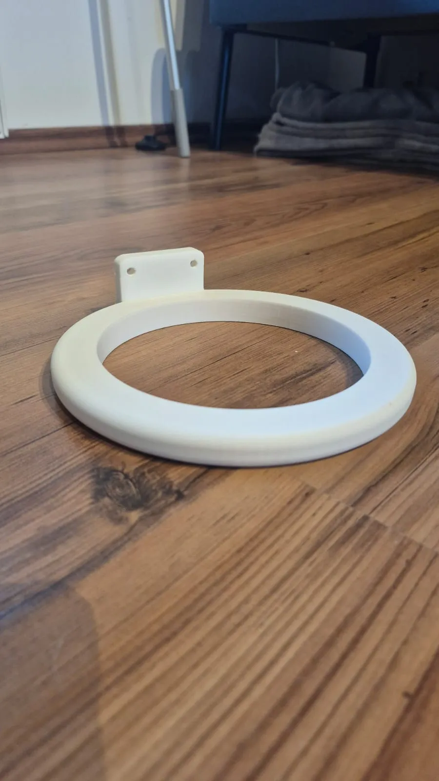 Mini Basketball Hoop 18 cm by 18 cm - Free 3D Print Model - MakerWorld