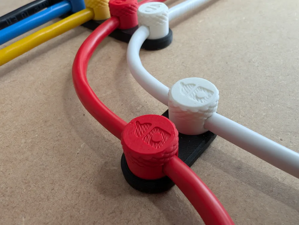 Squirrel Grip - a versatile, modular cable clip - Free 3D Print Model ...