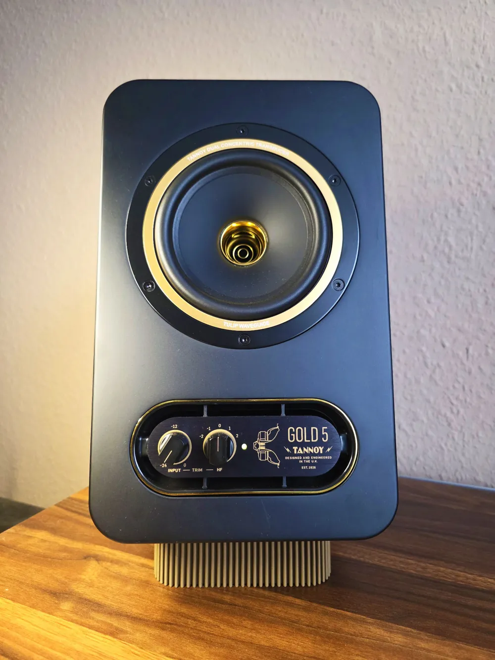 Studio Monitor Desk Stand - Free 3D Print Model - MakerWorld