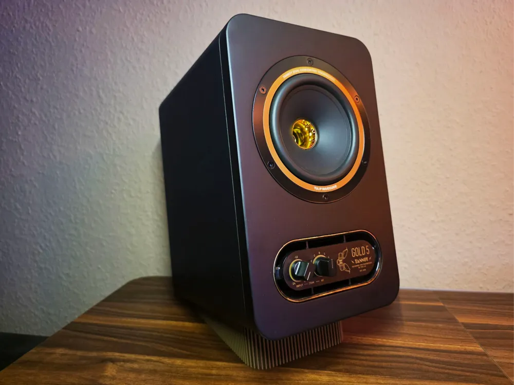 Studio Monitor Desk Stand - Free 3D Print Model - MakerWorld
