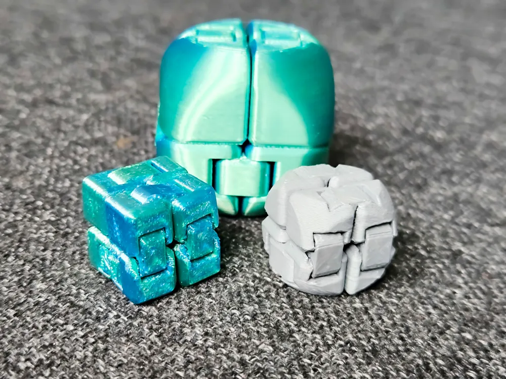 Little round Cube Fidget 6.5g! by Mr_Andre MakerWorld: Download Free 3D ...