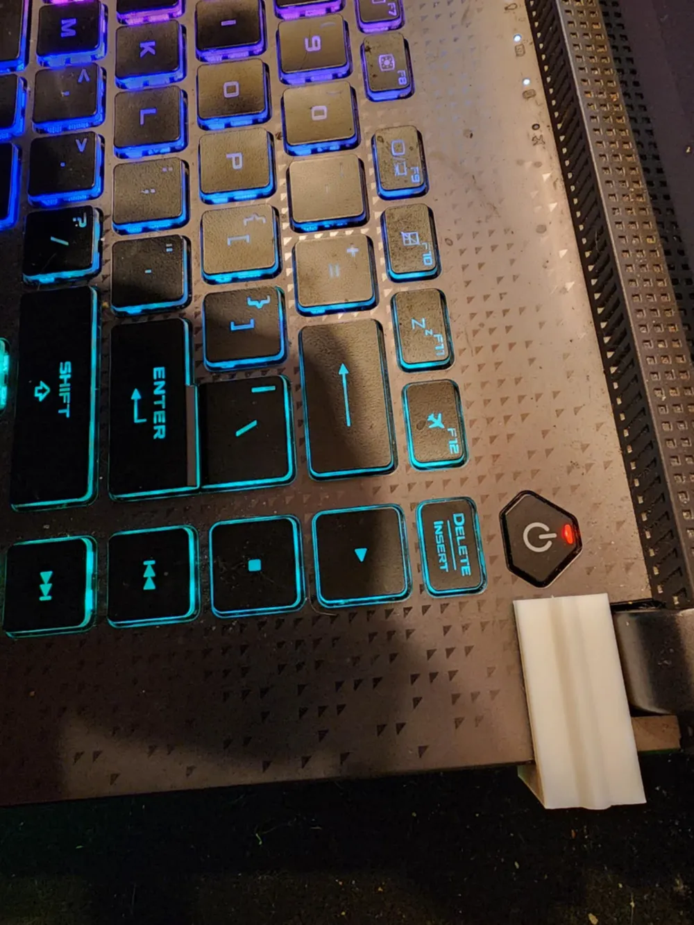 ROG STRIX G15 keyboard stand by Halcius - MakerWorld