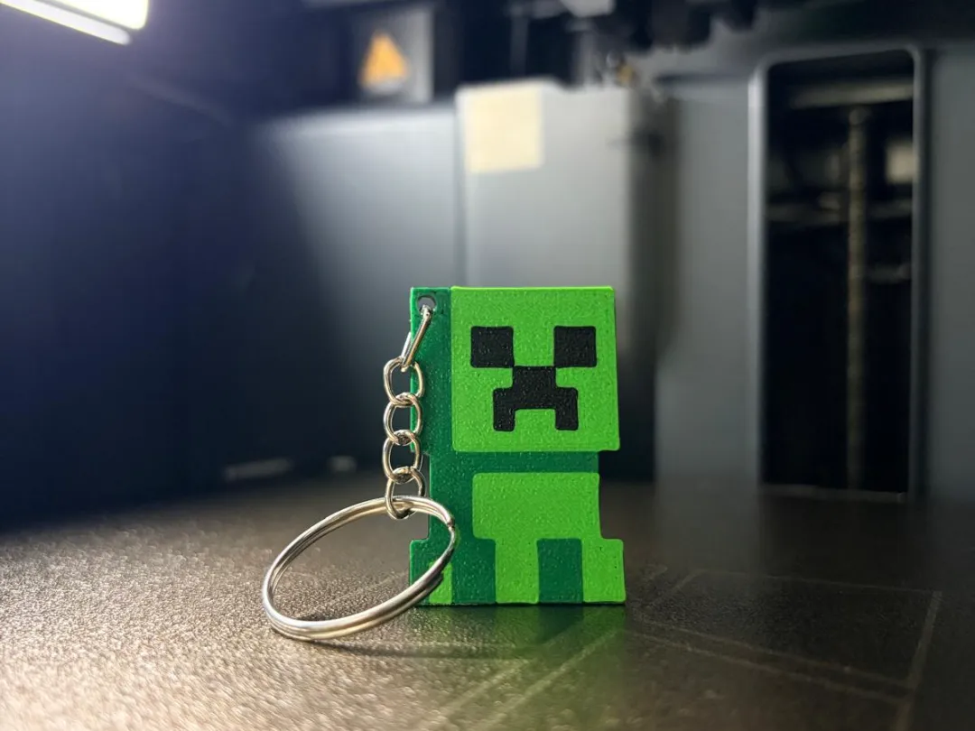 2D Minecraft Creeper Keychain - Free 3D Print Model - MakerWorld