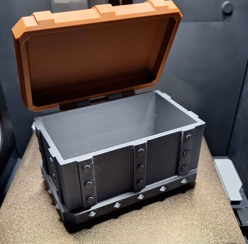 Dwarf Chest by JoyfulGoldenDudeMakerWorld: Download Free 3D Models