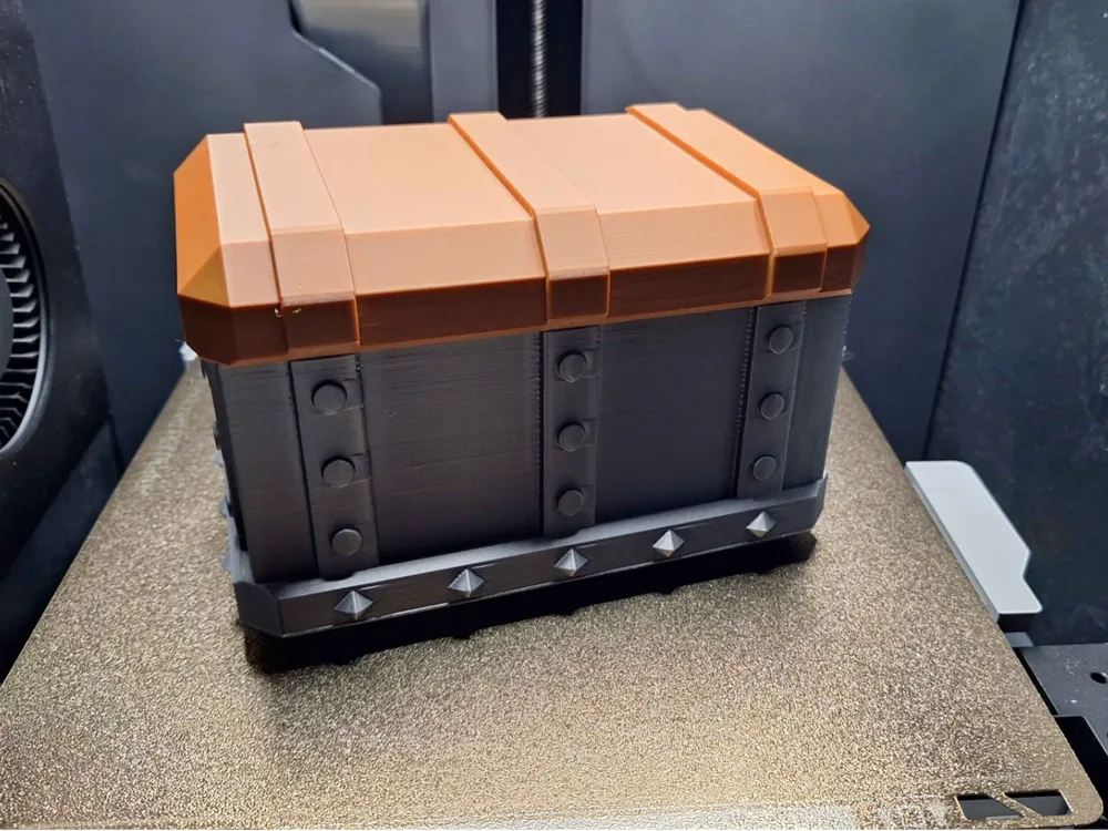 Dwarf Chest by JoyfulGoldenDudeMakerWorld: Download Free 3D Models