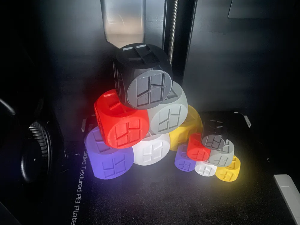 Bambu Benchy cube by 3D Brothers - MakerWorld