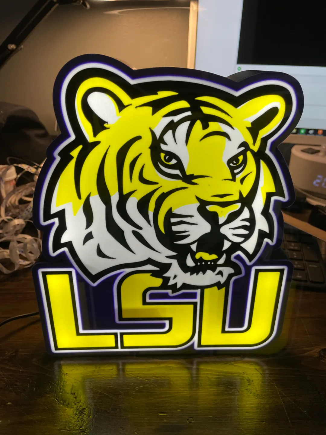 LSU LED灯箱 来自 powell.james10 MakerWorld：免费下载 3D 模型